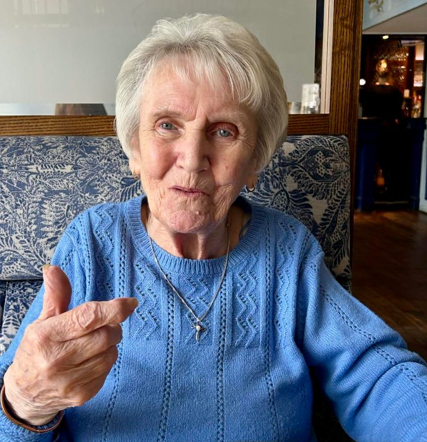 Mrs Helen McKnight – McLaren Family Funeral Directors & Memorial Craftsmen